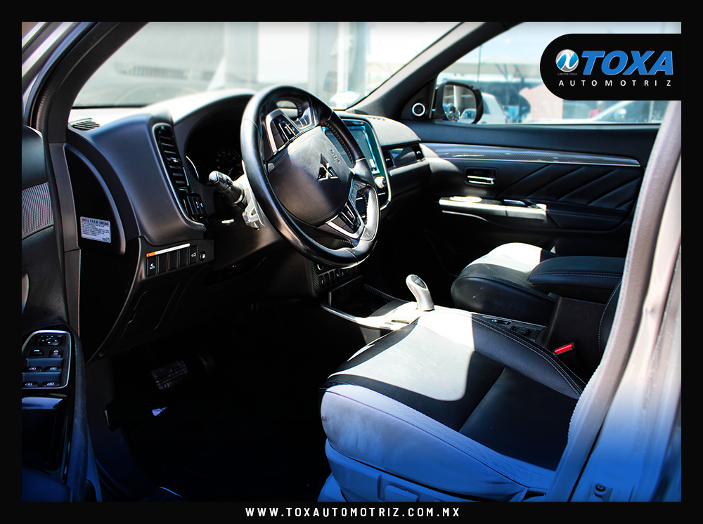 OUTLANDER PHEV LTD HIBRIDO – Toxa Automotriz